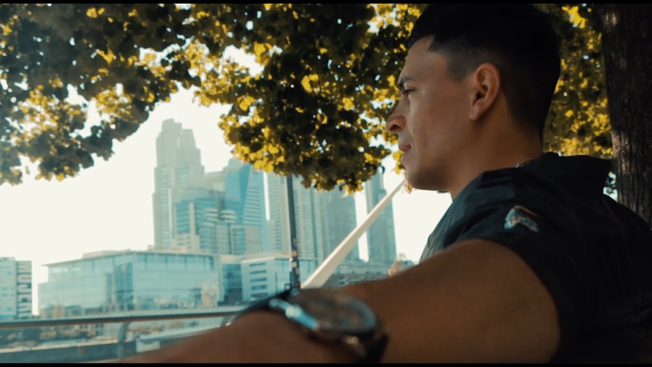 Mis Razones Para Amarte - Enzo P ( Video Oficial ) - YouTube