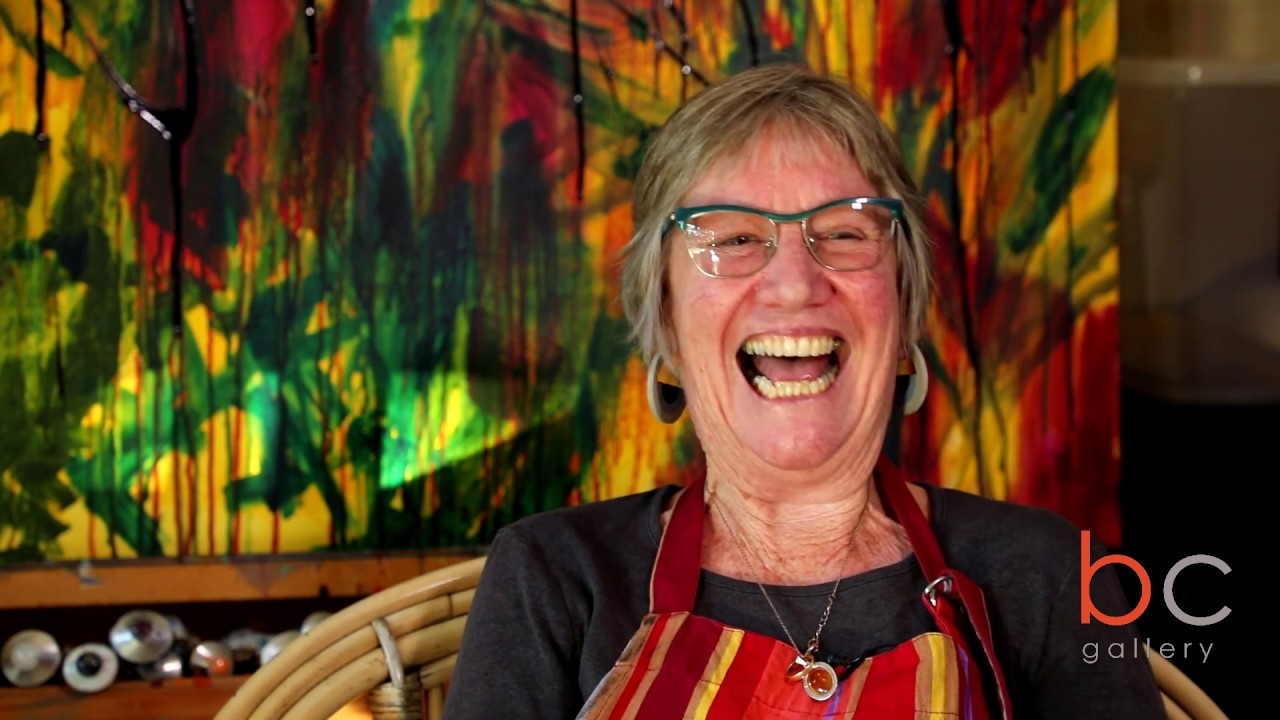 Julie Simmons | Artist Interview | Breathing Colours - YouTube