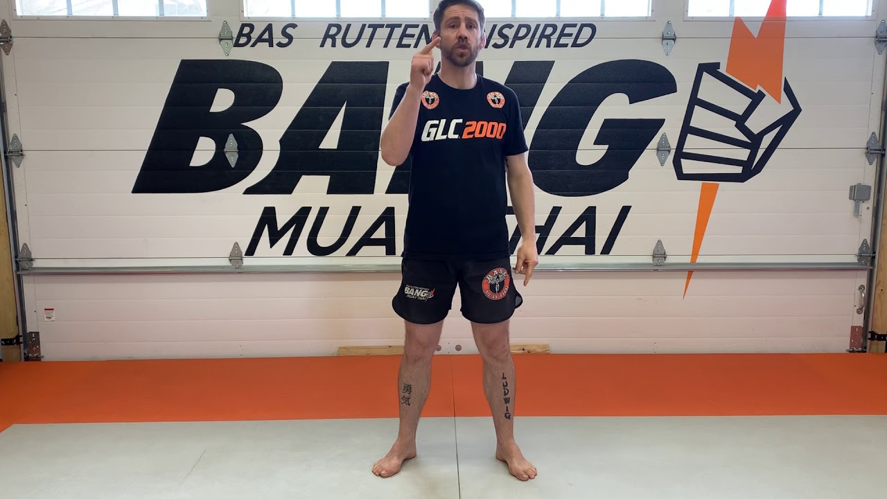 Step knee / switch knee drill - YouTube