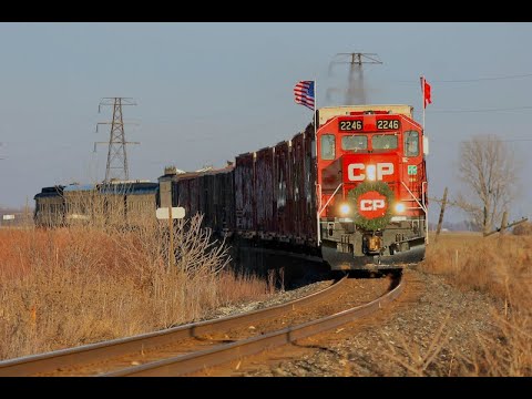 CPR Holiday Train Returns! 2022 [HD] - YouTube