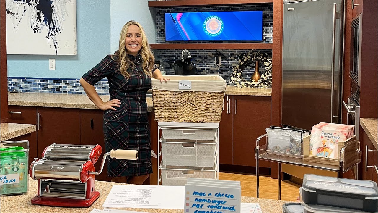 Ryen Toft LIVE on Fox News talking all things organizing! - YouTube