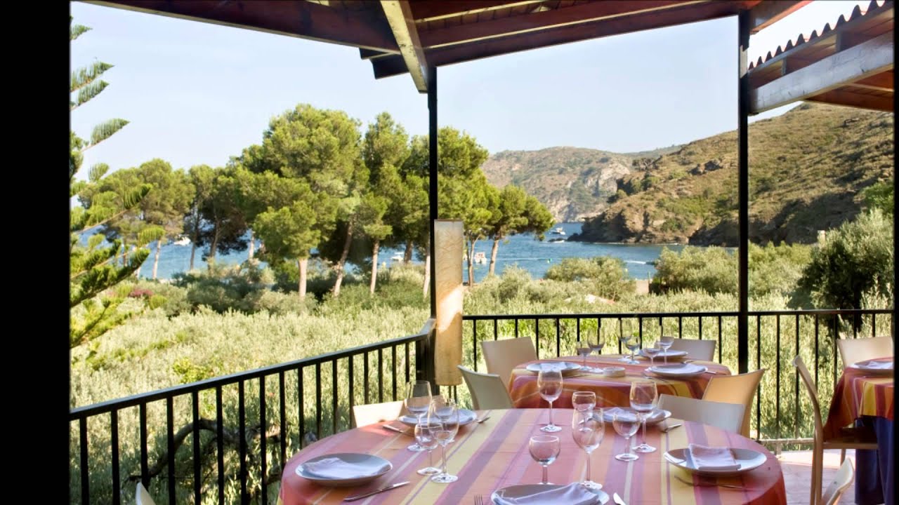 Cala Joncols hotel restaurante - YouTube