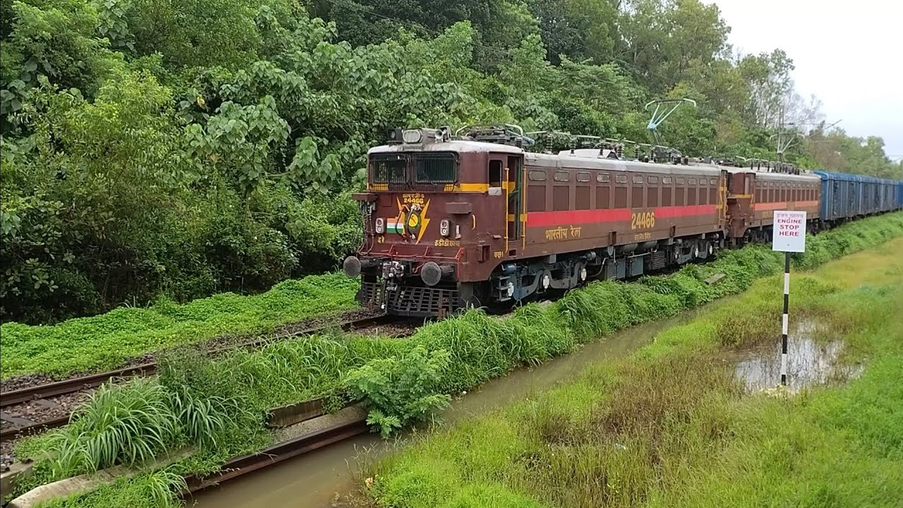 Erode WAG5 Twins powered BCNA rake makes Duronto Express wait at ...