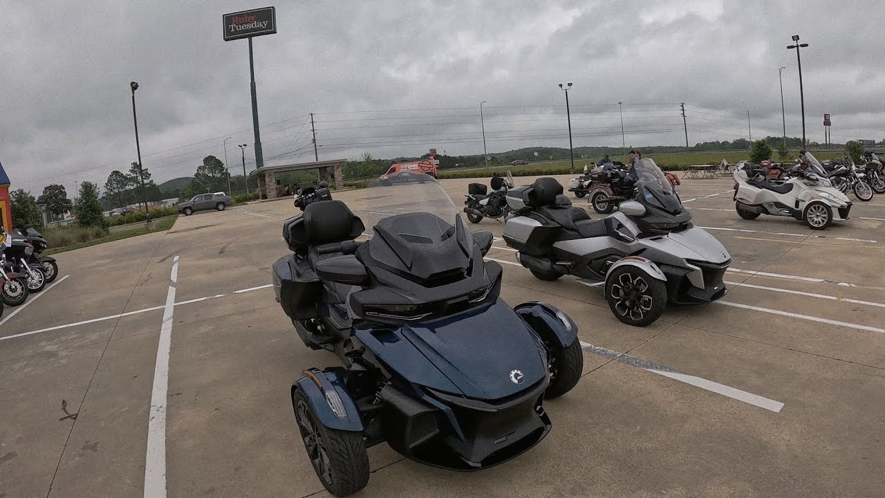 NightCrawler, My Can-Am Spyder RT Limited, goes to his 1st Bike Night ...