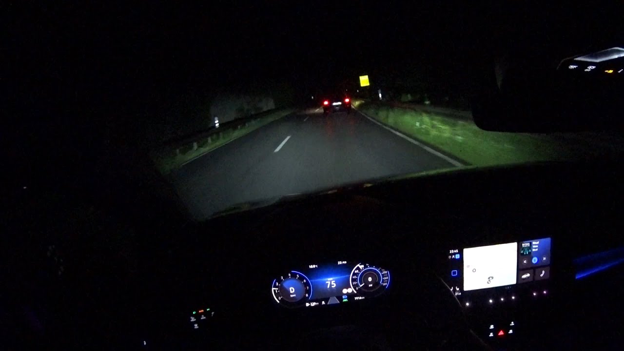 2021 VW Golf 8 R - IQ.LIGHT night drive | POV - YouTube