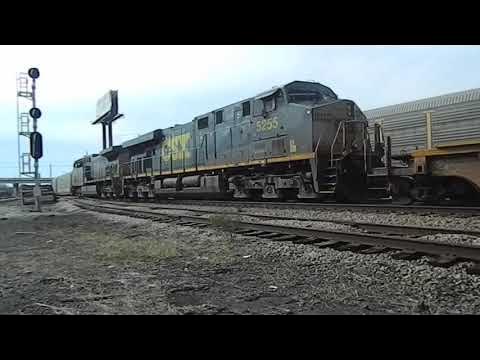 CSX 746 & CSX 131 Leads Autoracks & Intermodal - 1/05/2024 - YouTube