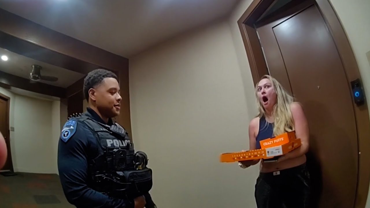 Police arrest food delivery driver, then deliver his pizza - YouTube