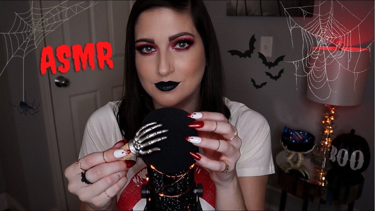 ASMR | Spooky Mic Triggers 👻 (Mic Scratching & More) - YouTube