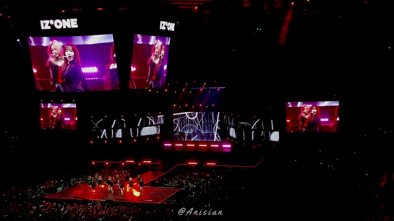 IZ*ONE - Highlight | KCON Concert Day 1 (190706) - YouTube
