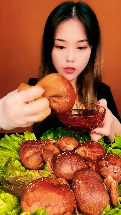 Chinese Eating Mukbang : ( ASMR Eating Show🍜,Fat Meat, Pork Fat, Pork Belly, 🍜Noodles)🍜 😊 - YouTube