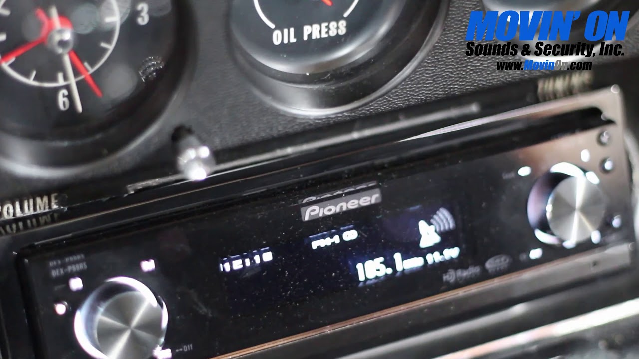 73 Chevy Corvette Audio Sound System - YouTube