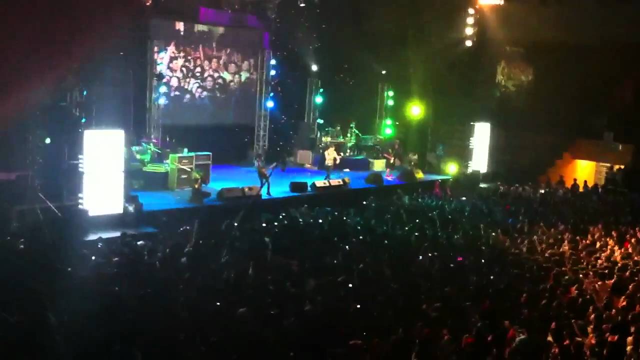 พูดไม่ค่อยเก่ง Potato live in WD party 2011 - YouTube