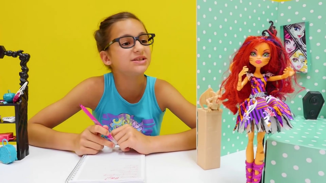 Monster High Torelai dans yarışmasında. Eğlenceli oyunlar - YouTube