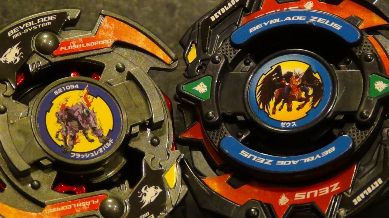 BEYBLADE BATTLE: Flash Leopard VS Zeus! - YouTube