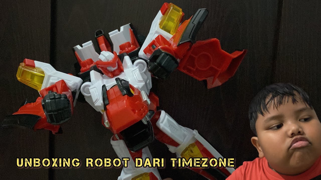 Dapat hadiah robot dari mainan timezone. Yuks unboxing bareng gibran ...
