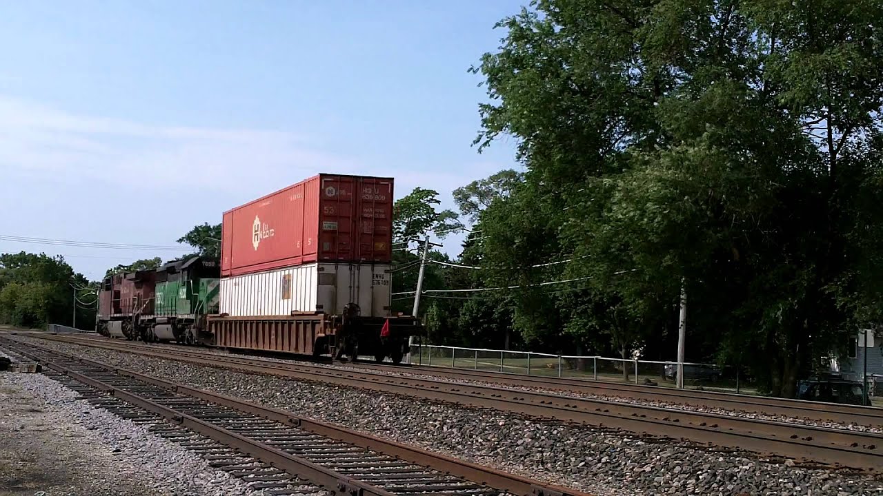 CP 9680 leads a 1 car stack train at Deerfield, IL - YouTube