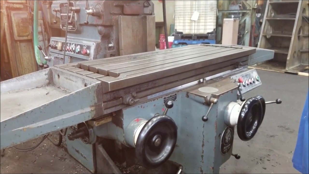 Huron NU3 Universal Mill - YouTube