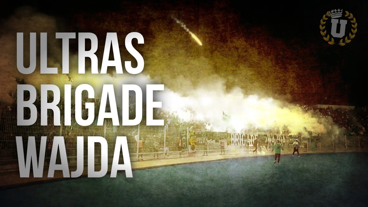 أجواء احتفال مولودية وجدة رائع ULTRAS BRIGADE WAJDA MCO VS RCOZ ! - YouTube