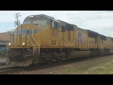 UP 4847 West Passes a Wayside Horn, DeKalb, IL - YouTube