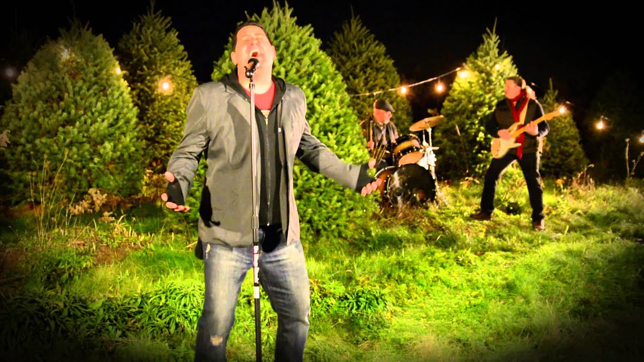 God is With Us (David DeMarco) - YouTube