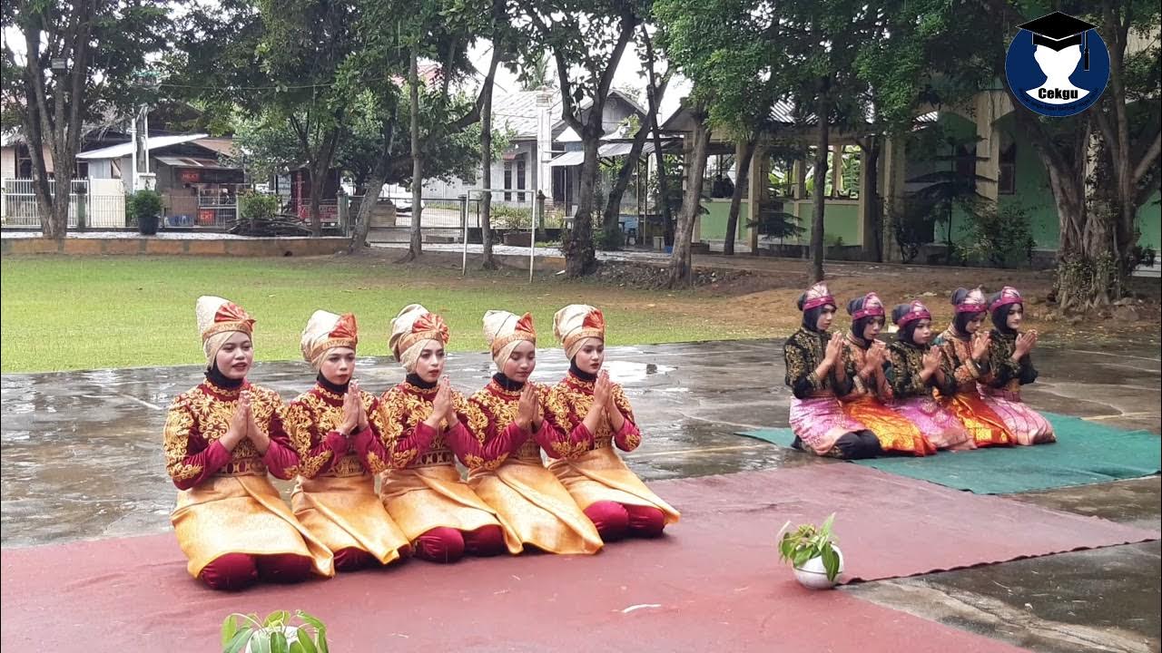 Tari Ratoeh Jaroe - YouTube