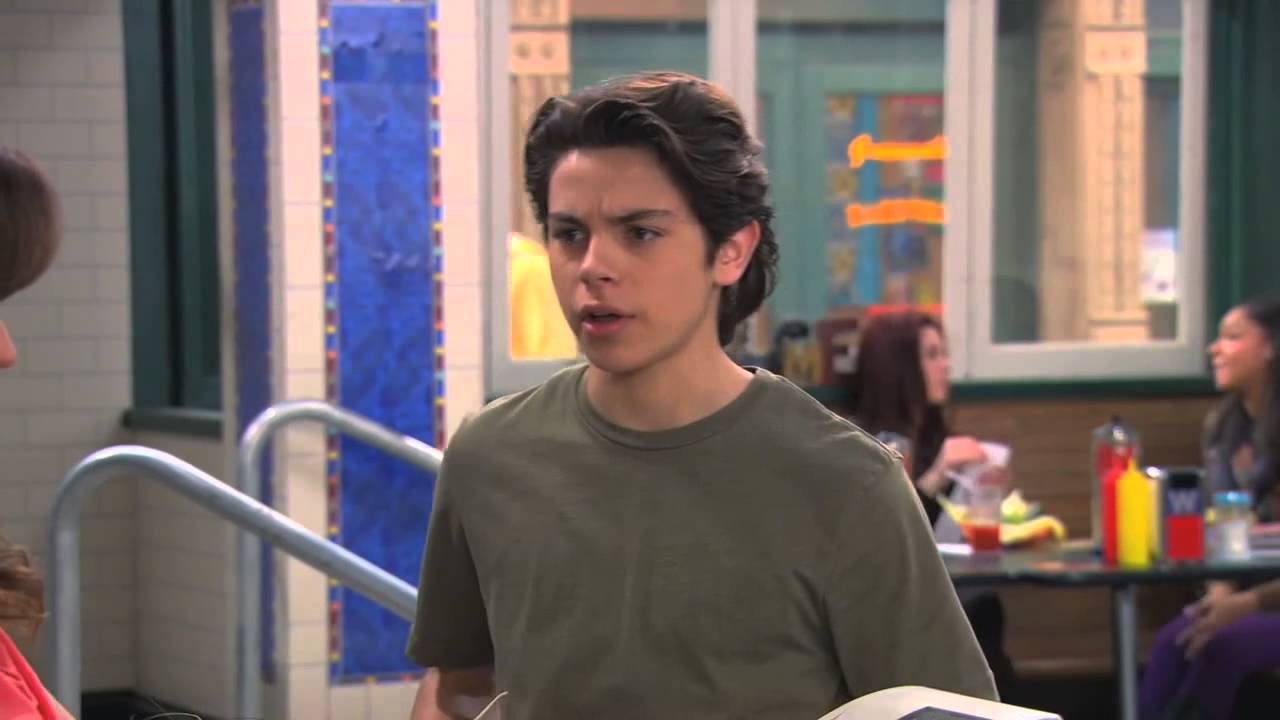Jake T. Austin - Wizards Of Waverly Place S04E21 - YouTube