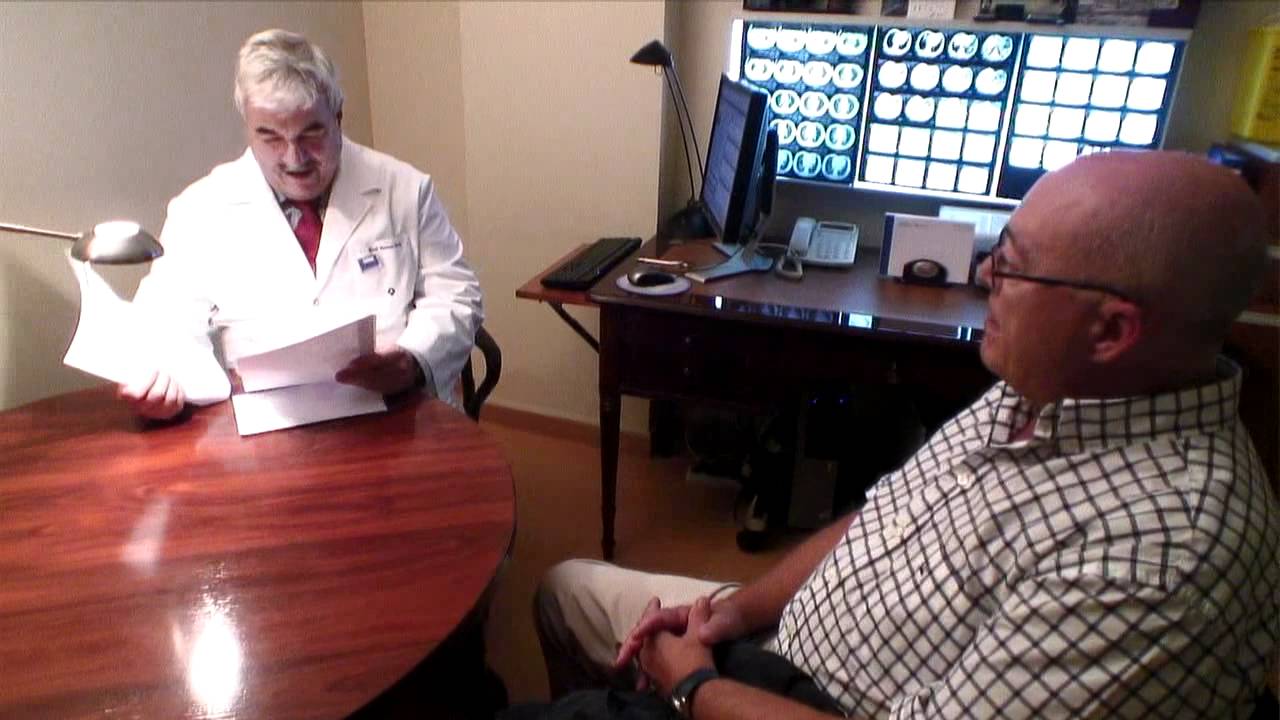 Dr. Craven - Oncología Radioterápica - YouTube