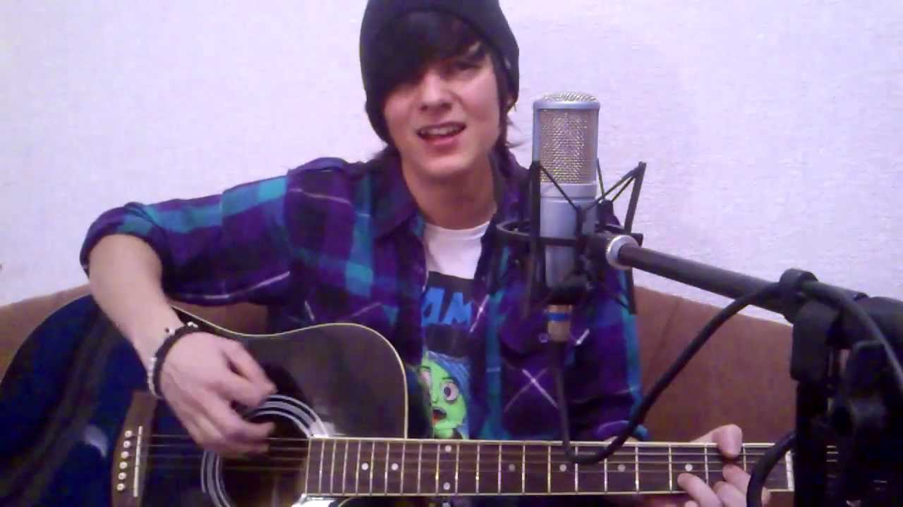 MOTU LIGHT - Mad World - acoustic cover - YouTube