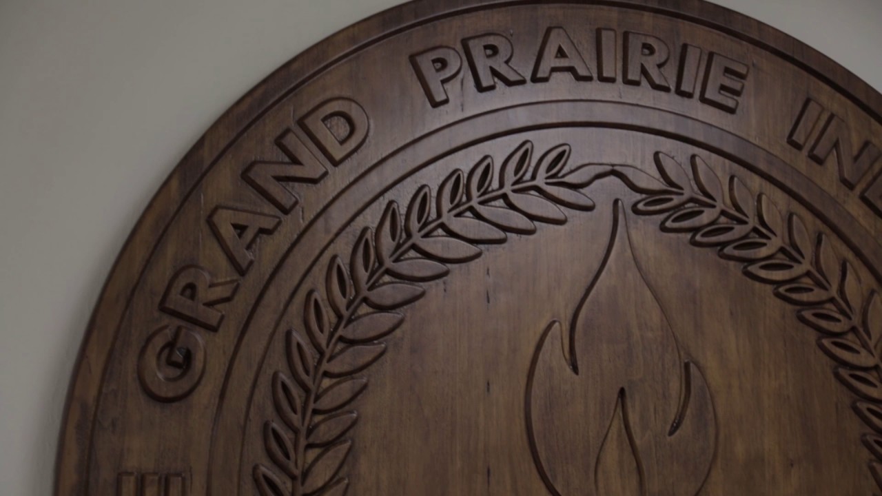 Canon Supports GPISD - YouTube