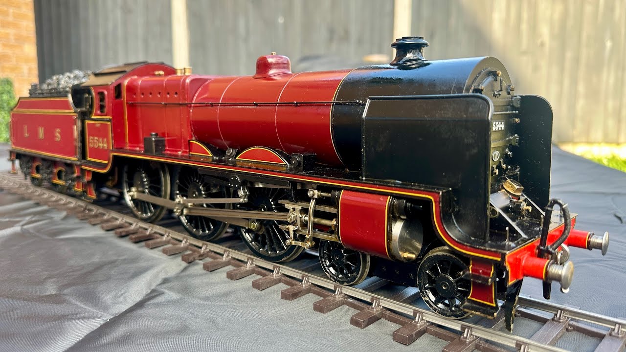 First run of my (new to me) gauge 1 Roger Marsh LMS Patriot. - YouTube