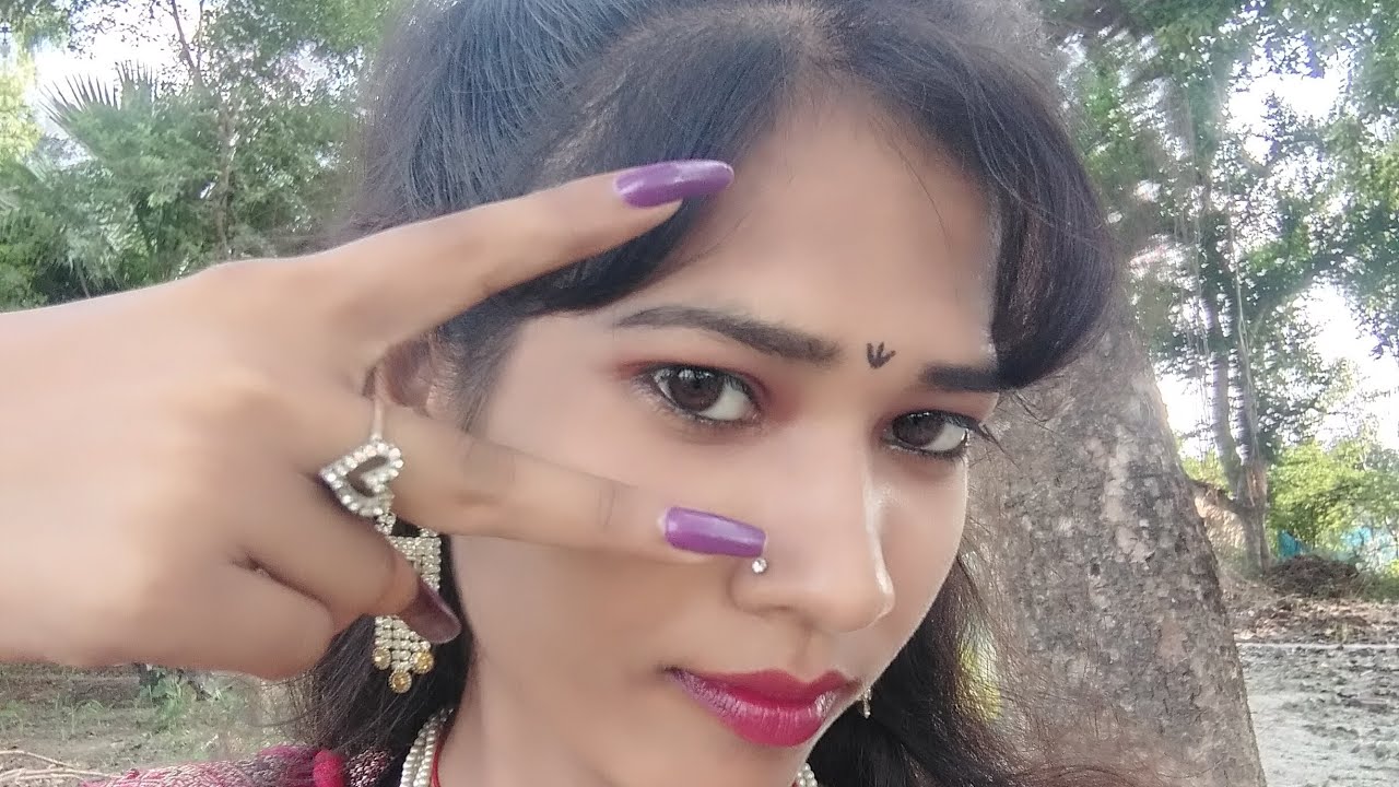 Urmila Devi official लाइव है! - YouTube