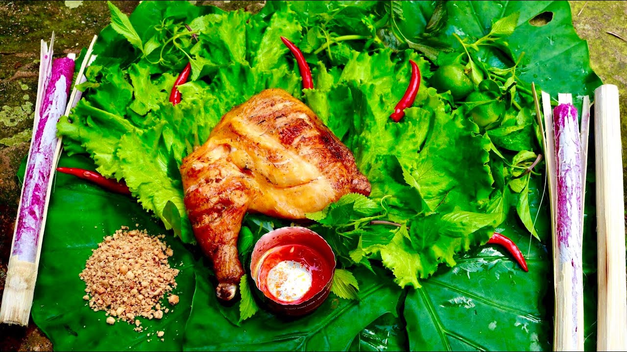 Use bamboo to cook rice and roast chicken by the stream! - YouTube