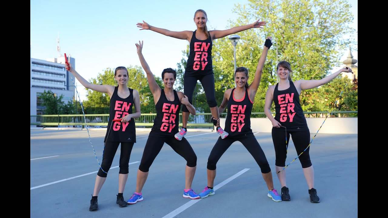 Skipping Girls - Take Two - Győr - YouTube