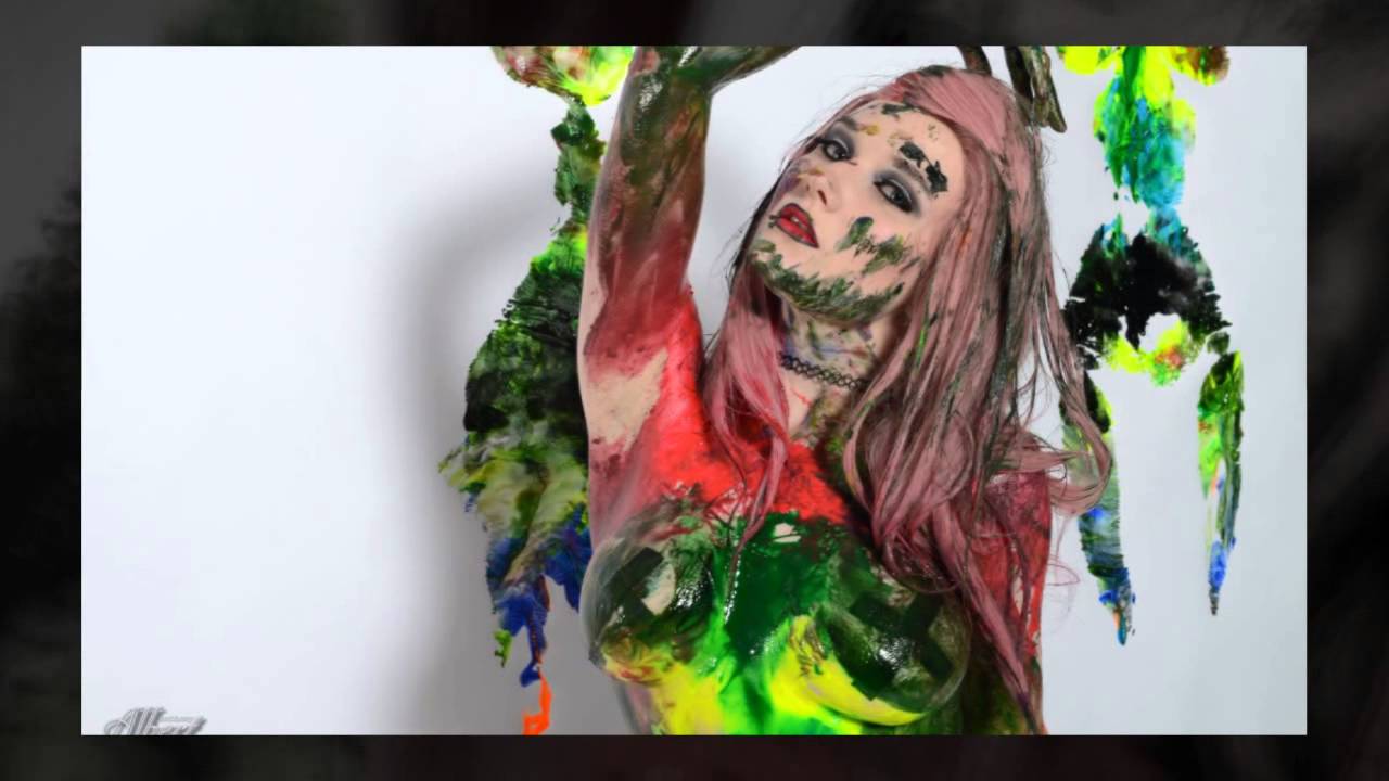 Nikasaur in full color - YouTube
