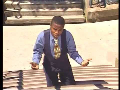 Massamba et les combattants en Christ 1/4 - YouTube