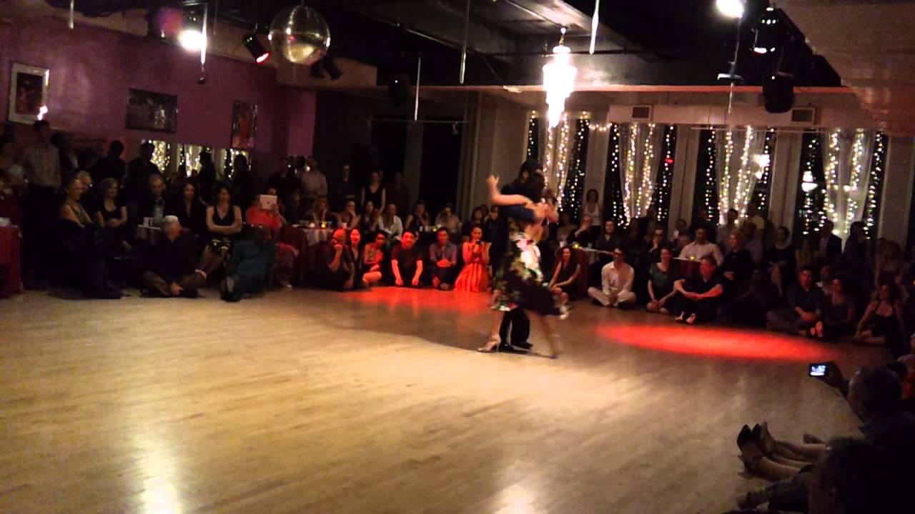 Argentine Tango:Ney Melo & Virginia Pandolfi - LA ESPUELA - YouTube