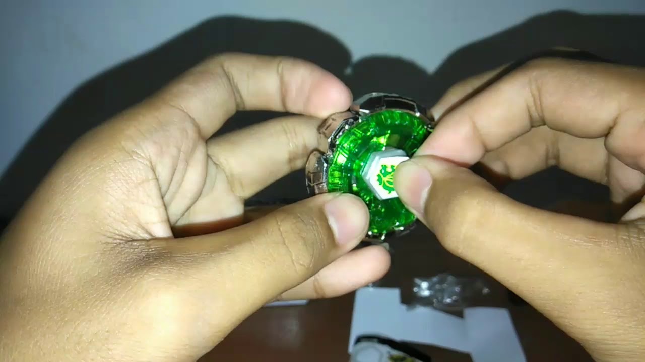 FANG LEONE 130W2D UNBOXING/REVIEW-BEYBLADE RAPIDITY - YouTube