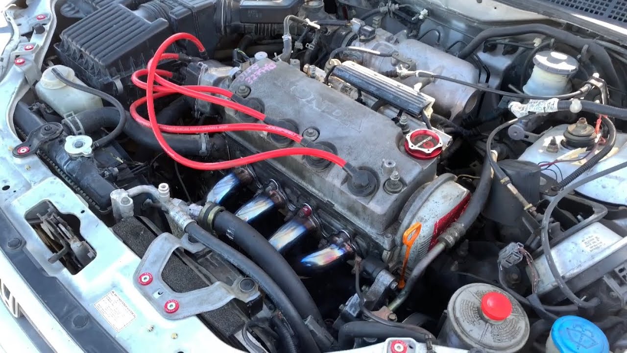 VTEC KICKED IN YOOO - YouTube