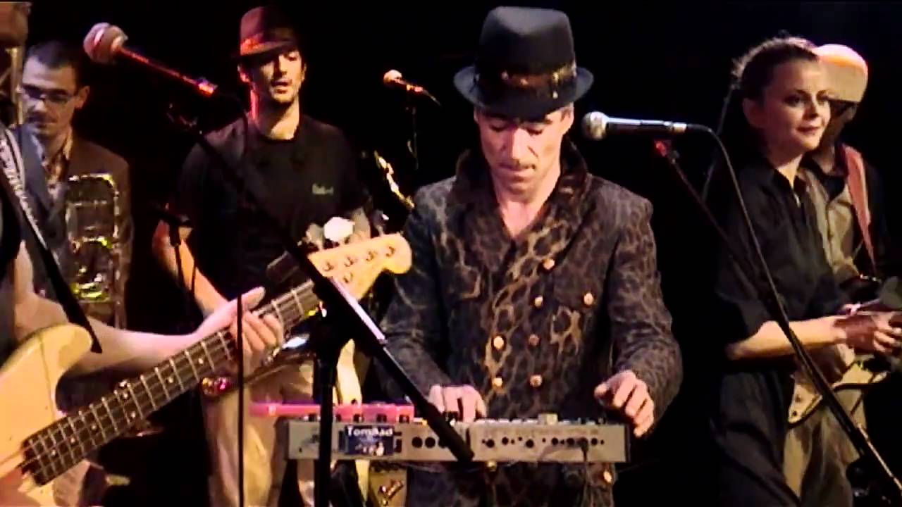 Juan Rozoff Intoxicated live - YouTube