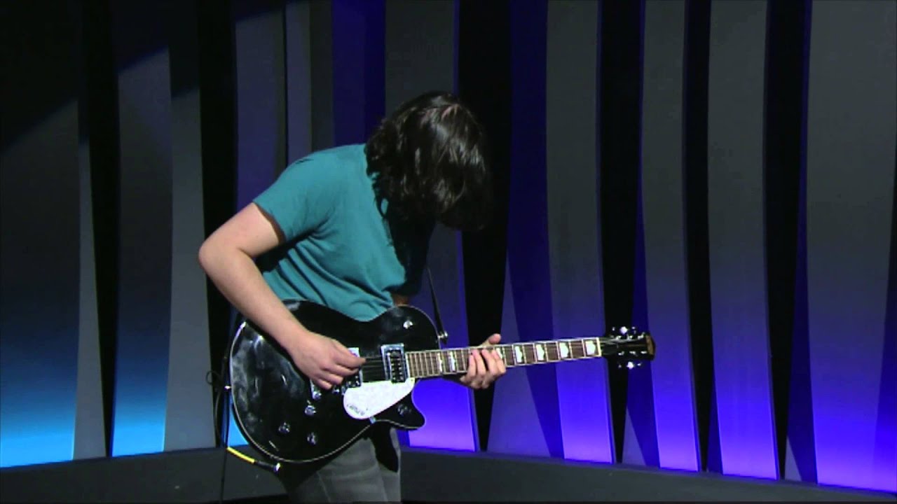 Live improvised guitar loop performance - YouTube