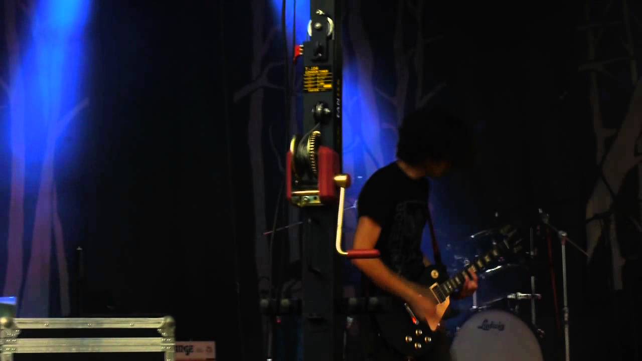 The Wulffs live at Void Fest 2014 - Ozelot - YouTube