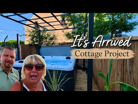 Our NEW HOT TUB Arrives! Deck Finished, Outdoor Shower & First Dip 