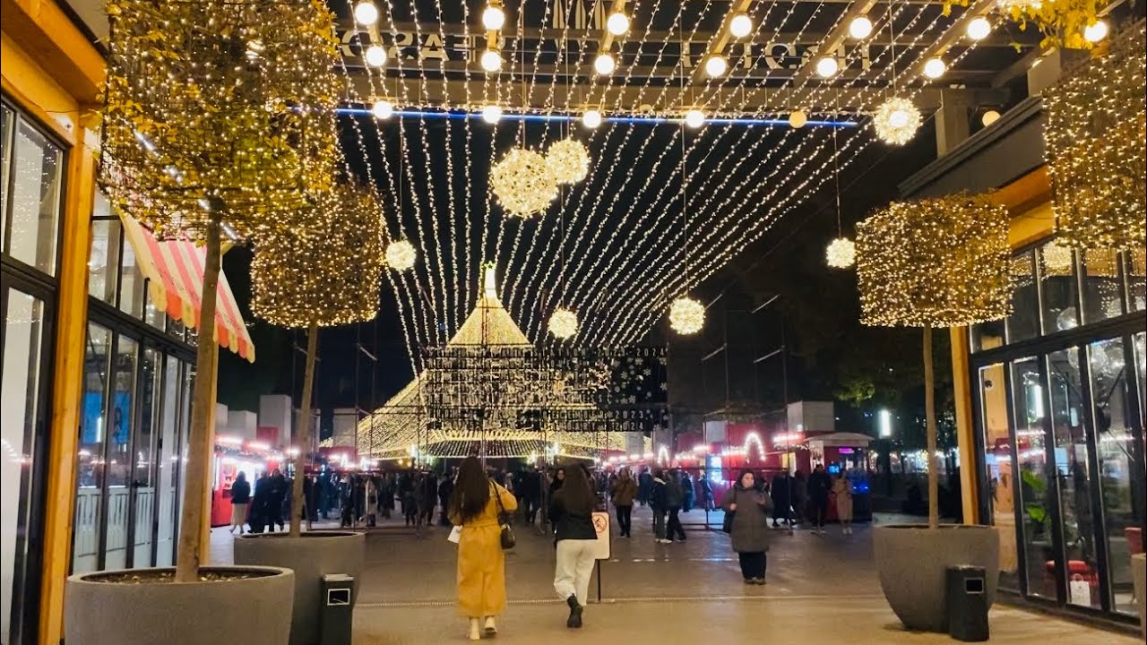 Рождественская ярмарка в Ереванe_ Seasons park station_Christmas market ...