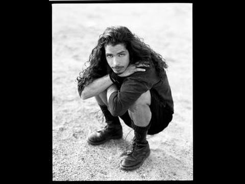 R.I.P. CHRIS CORNELL (1964-2017)