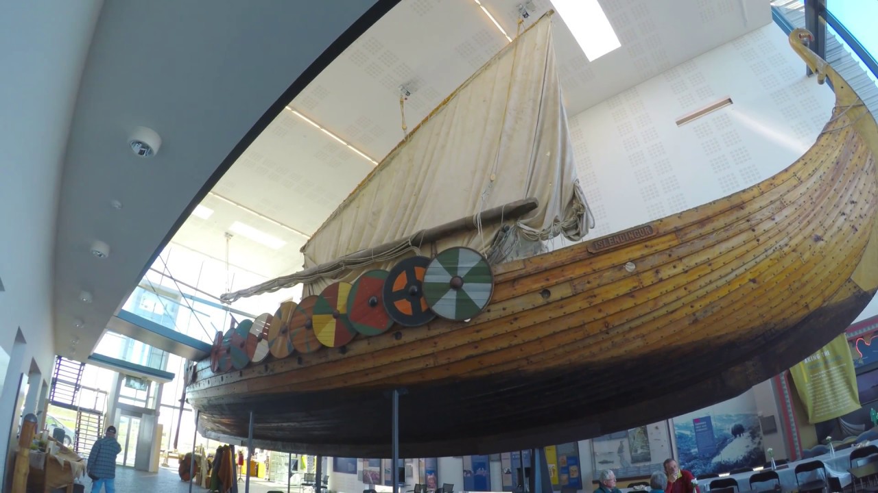 The Viking Ship Íslendingur - YouTube