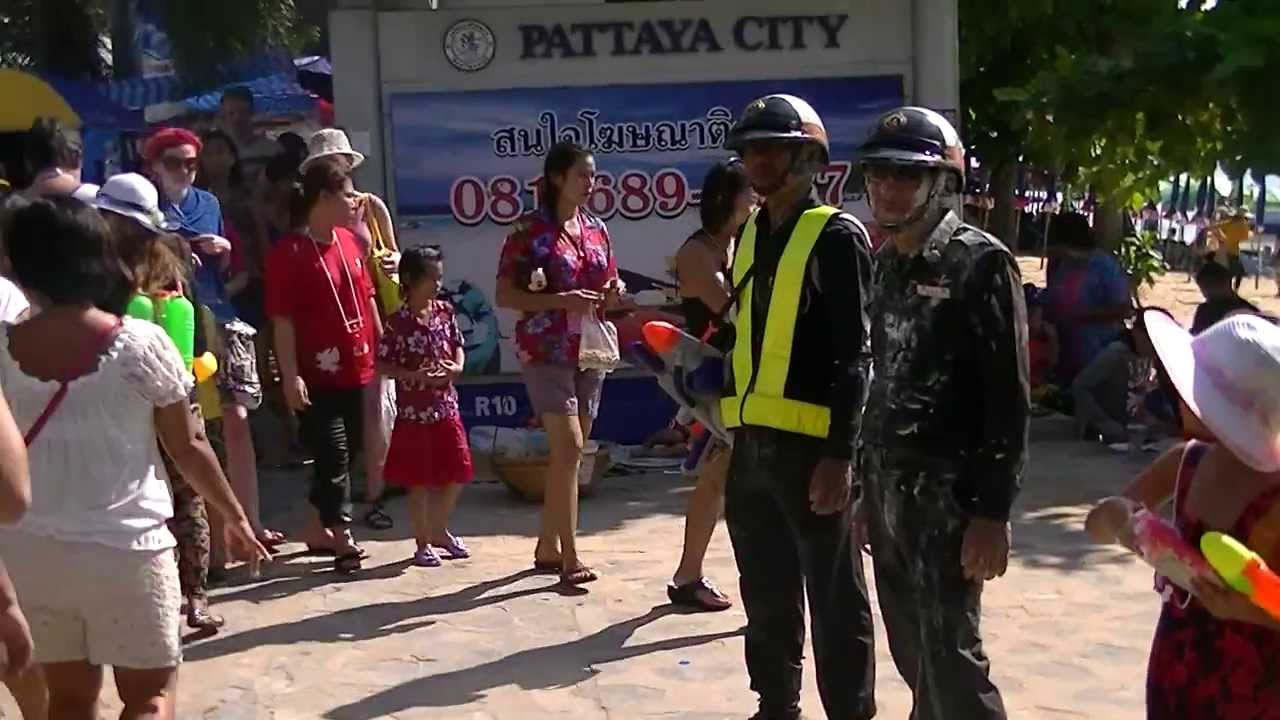 Songkran - Police Thailande ( Thai police ) - YouTube