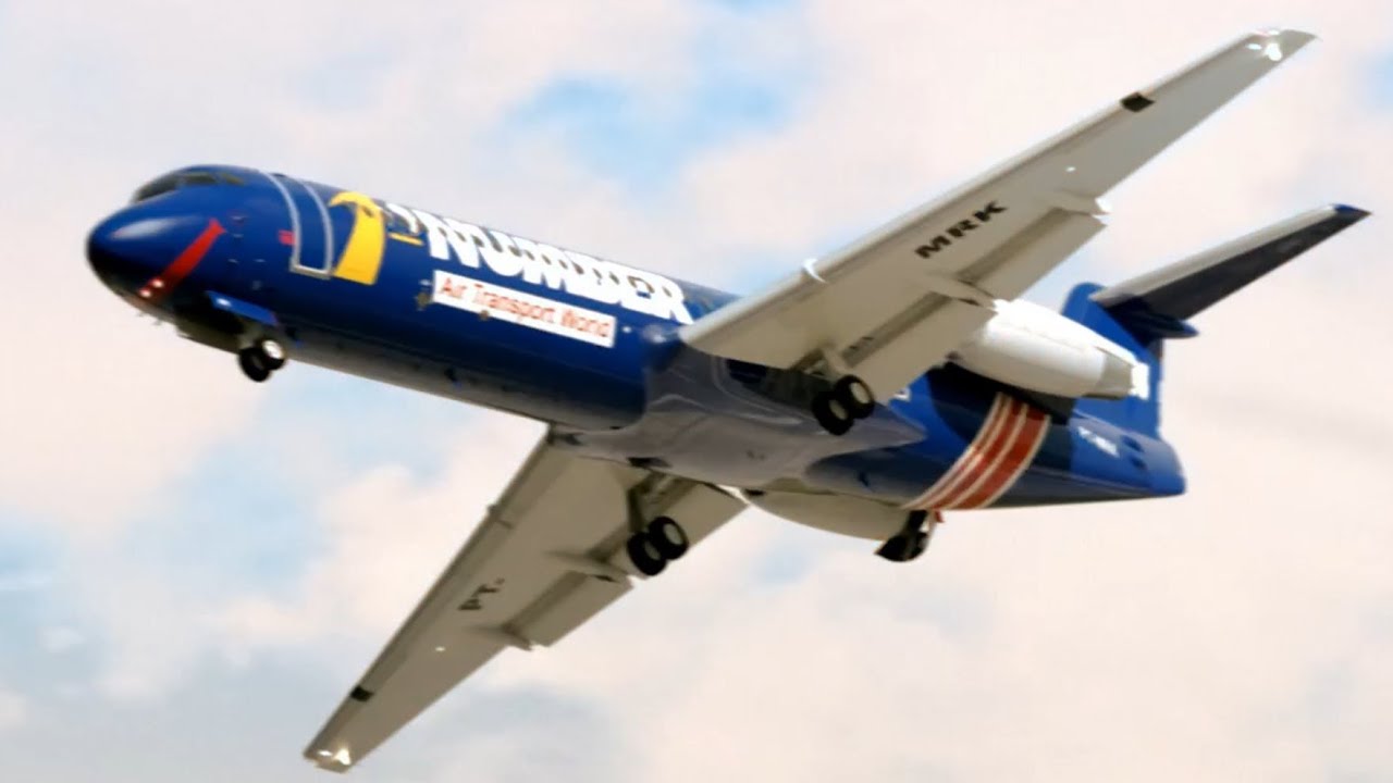 TAM Transportes Aéreos Regionais Flight 402 - Crash Animation - YouTube