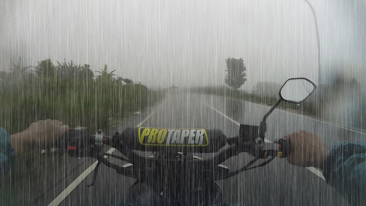 Riding in heavy rain in the plateau for sleep, work, study - YouTube