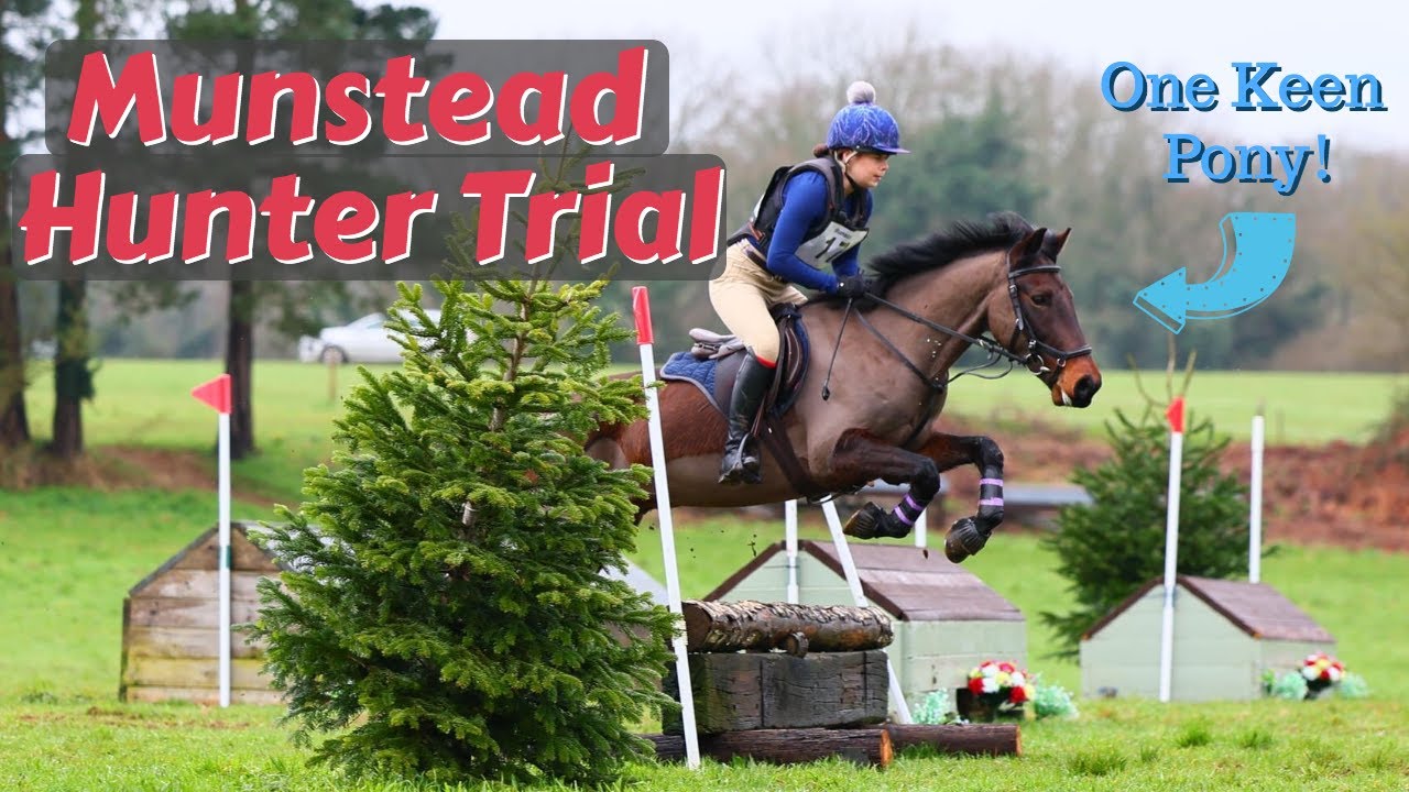 HUNTER TRIALS COMPETITION & XC SCHOOLING VLOG // Pre-season training in ...