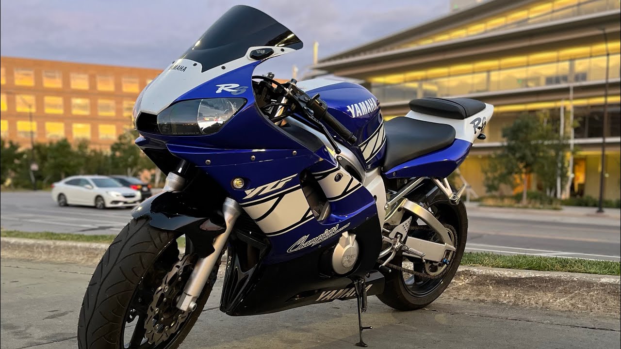 99-02 Yamaha R6 Rectifier Plug Fix - YouTube